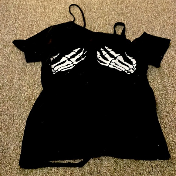 MISSLOOK | Tops | Uneven Off Shoulder Ripped Tshirt With Skull Hands ...